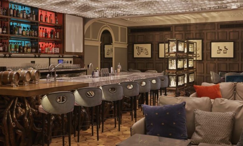PUBS, PATIOS & BARS: ‘Illicit whisky’ and dream drams at London’s Síbín ...